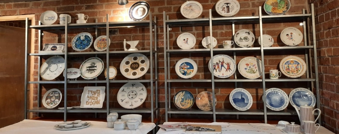 Galilee Gallery at Kfar Masaryk - The Secrets of the Kibbutz Miracle - WGN